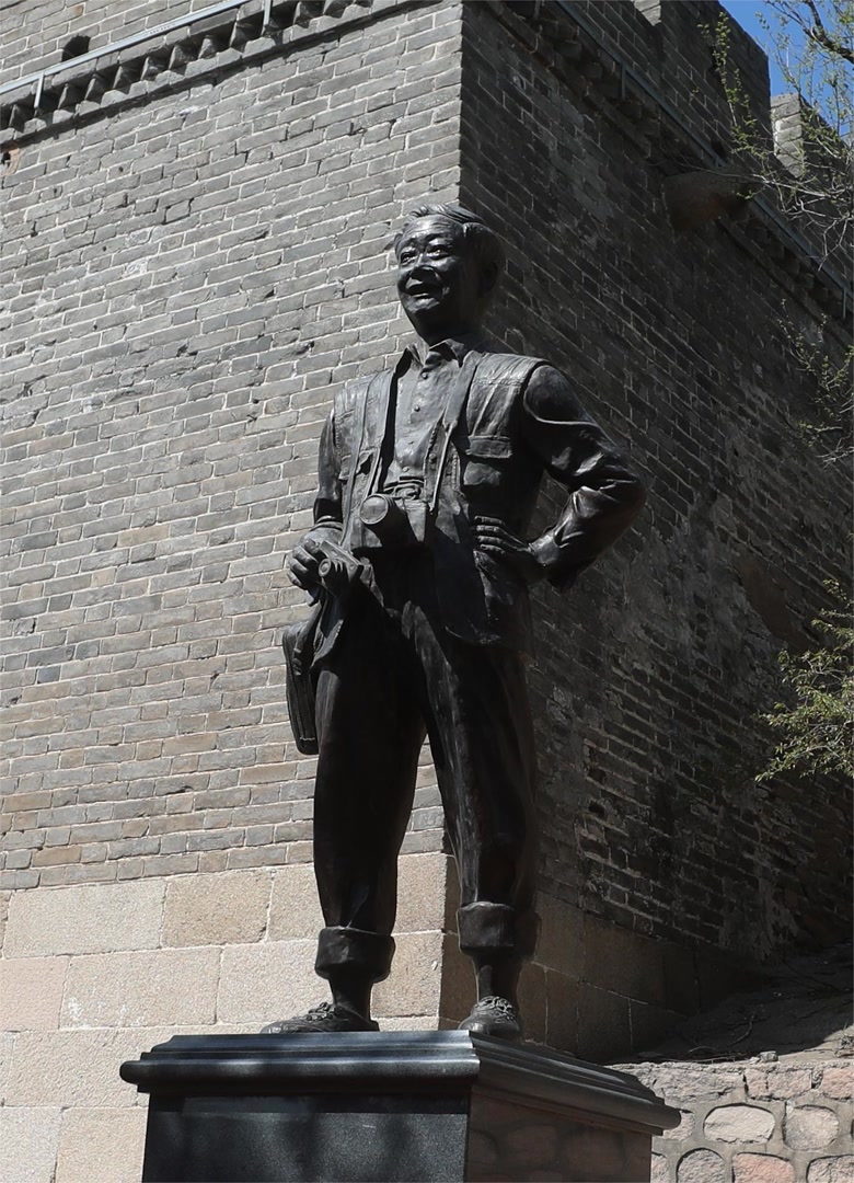 古建筑学家、长城研究和保护发起人罗哲文：要使长龙复旧观