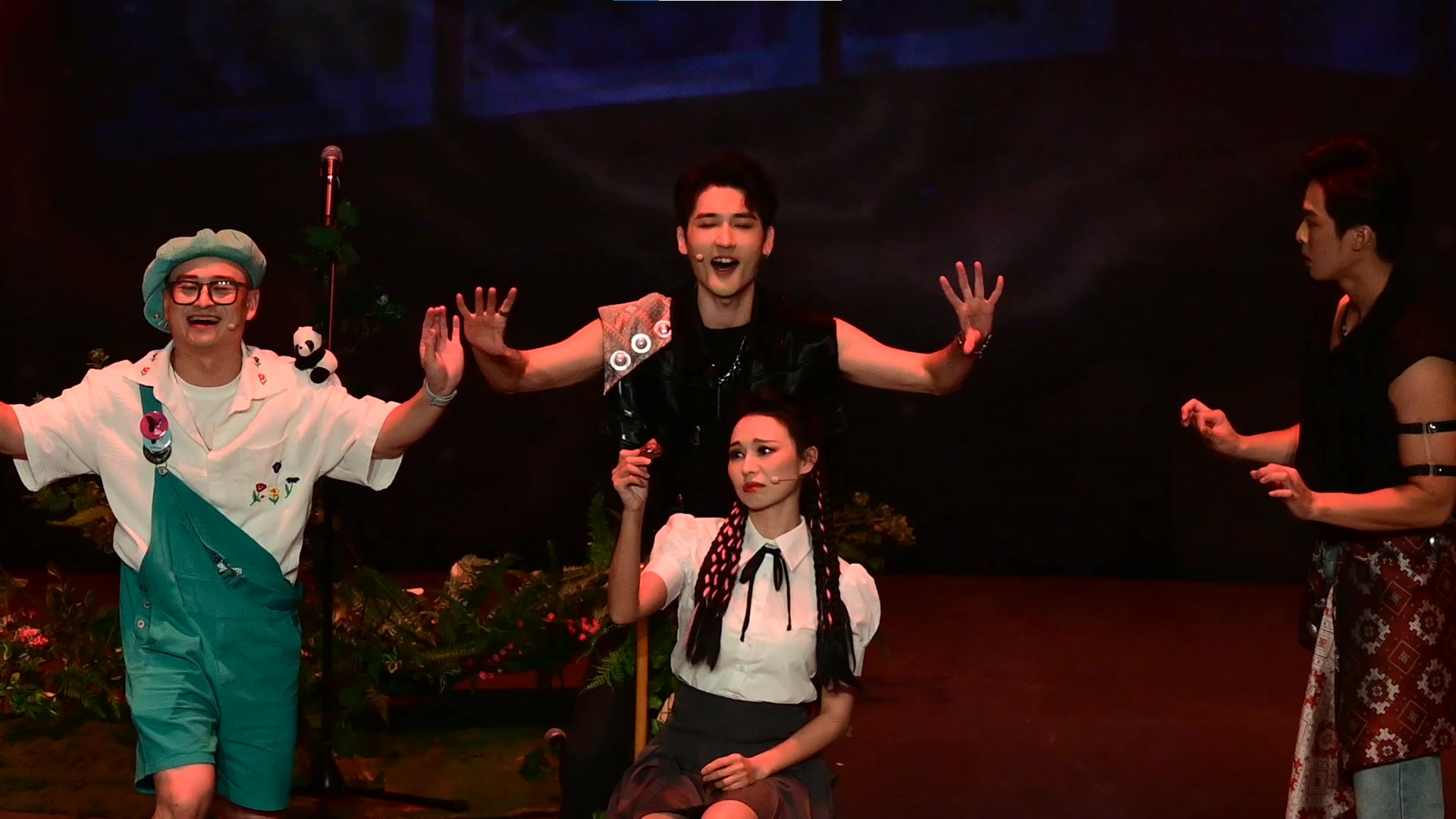 山歌轻喜剧《会发光的朋友》 ：非遗山歌点亮当代心灵